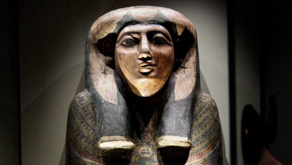 Manchester Museum asks visitors if body of Egyptian woman should remain ...
