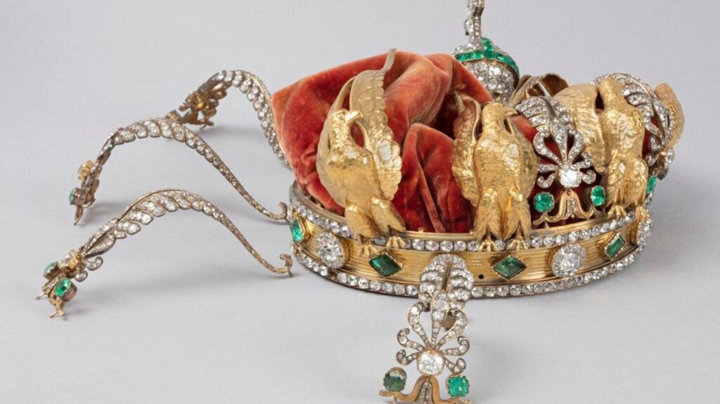 Macron appoints new director of Louvre after crown jewel heist ...