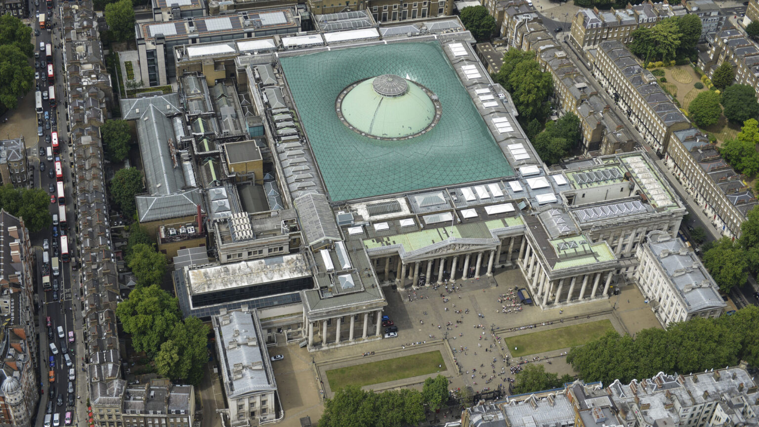British Museum’s controversial forecourt plans given green light ...