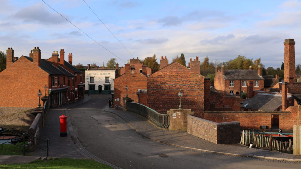 Museums in England awarded £25.5m in latest round of Mend grants ...